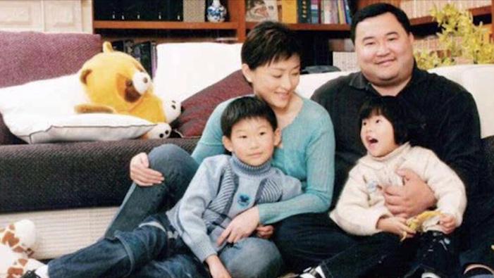CCTV host Yang Lan: The first marriage failed, the second marriage ...