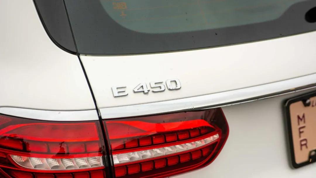 Mercedes-Benz ATV breaks one hundred in 4.4 seconds and can also off ...