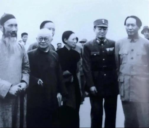 Chongqing Negotiations and the "Double Ten Agreement" - iNEWS