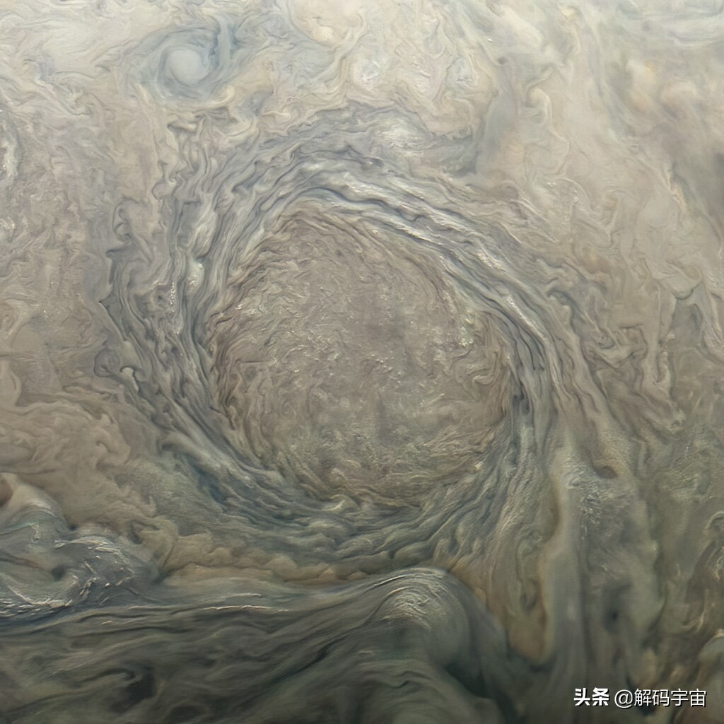 Gaze at Jupiter straight into the huge waves - iNEWS