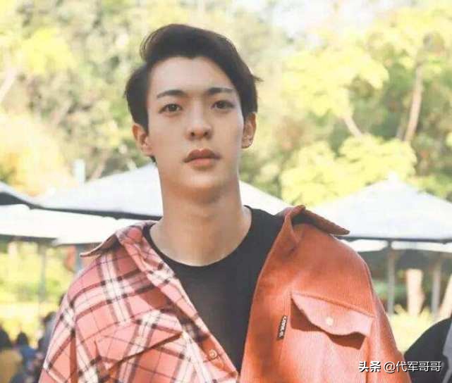 25-year-old Bu Fan was dropped out of college and was admitted as the ...