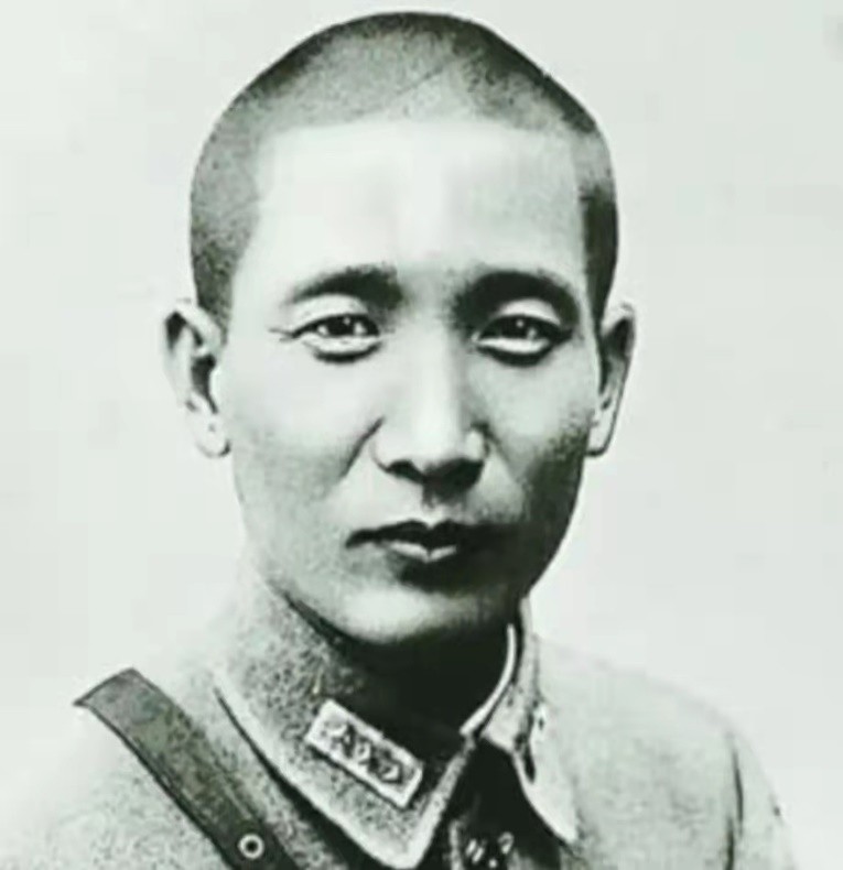 In 1949, Zhang Zhizhong led the peace talks, Zhou Enlai did one thing ...