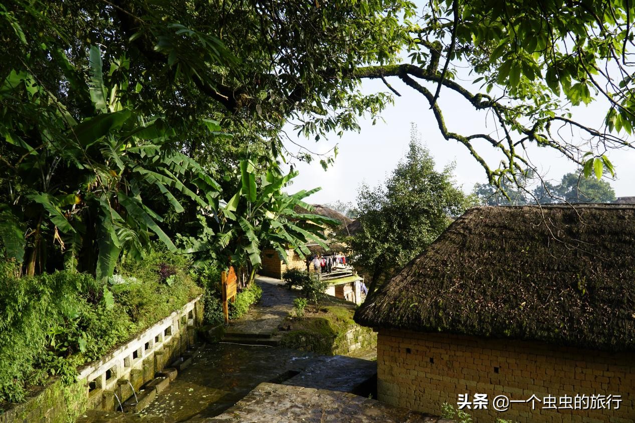 Azheke, the original village of Hani, Yuanyang - iNEWS
