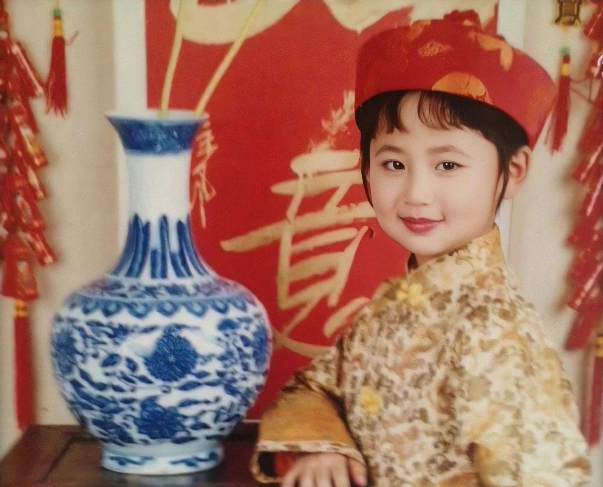 Yang Zi's black and red fame history - iNEWS