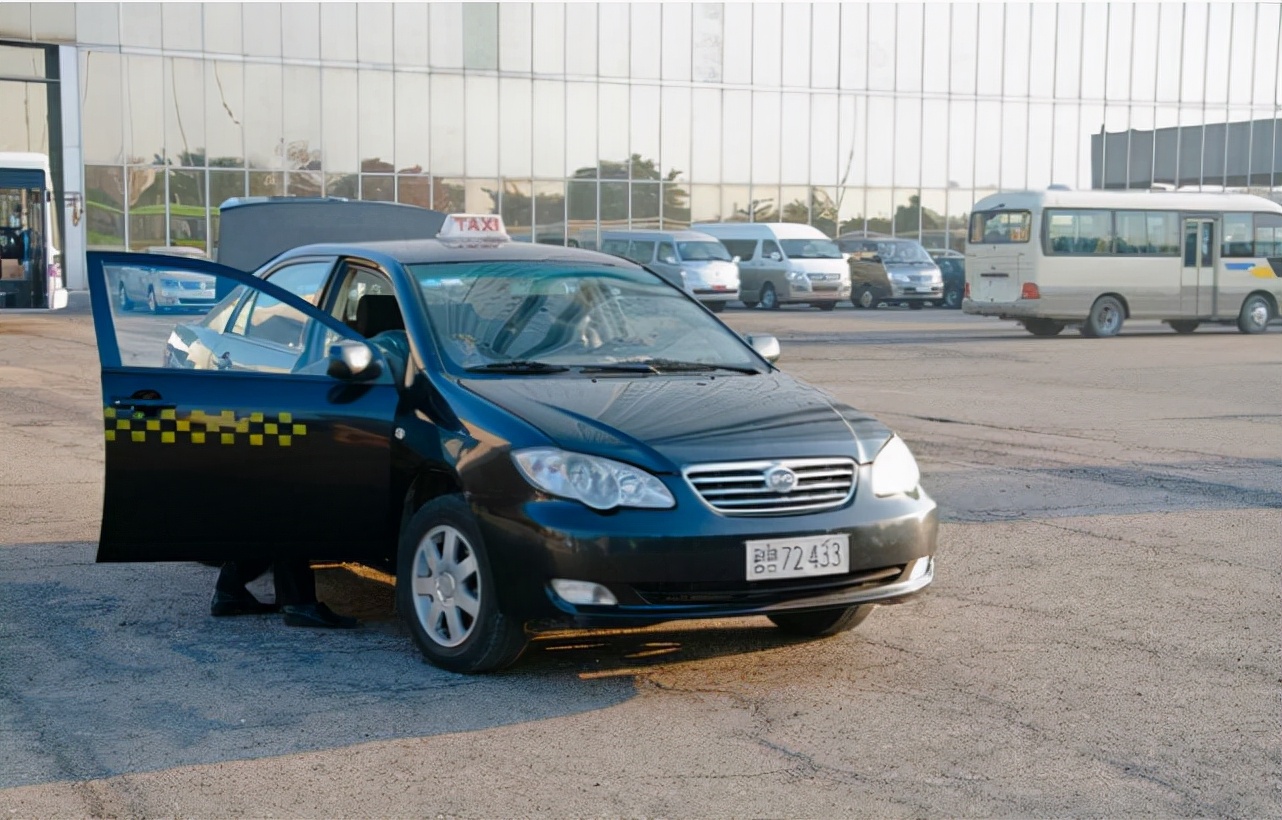 There are many tall buildings on the streets of Pyongyang, North Korea ...