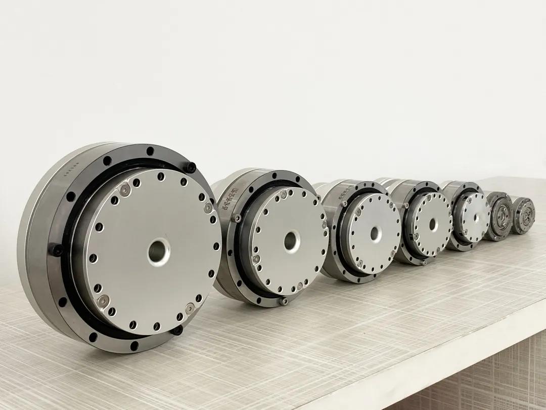 The Shanghai Smart Expo is about to kick off. Titanium Tiger robots ...