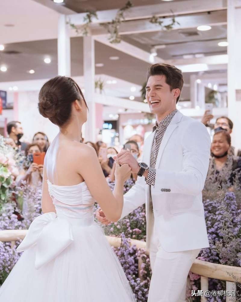 Thai stars Mik and Bow become lovers for the first time after they become lovers: some are shy ...