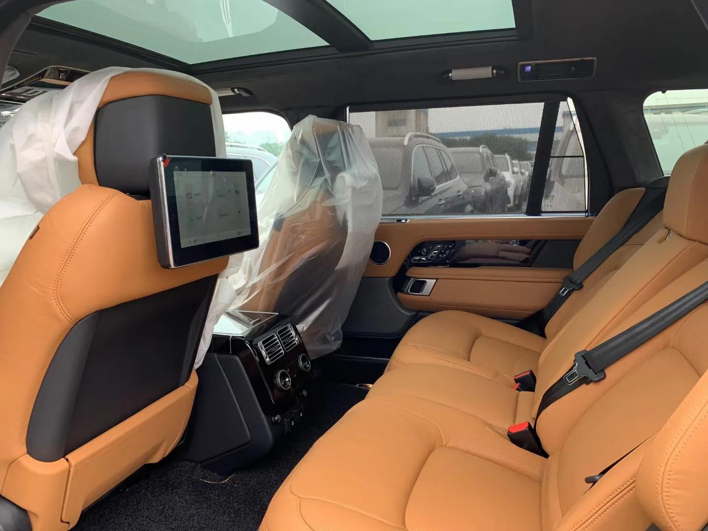 The Parallel Import Country Six Land Rover Range Rover Environmental ...