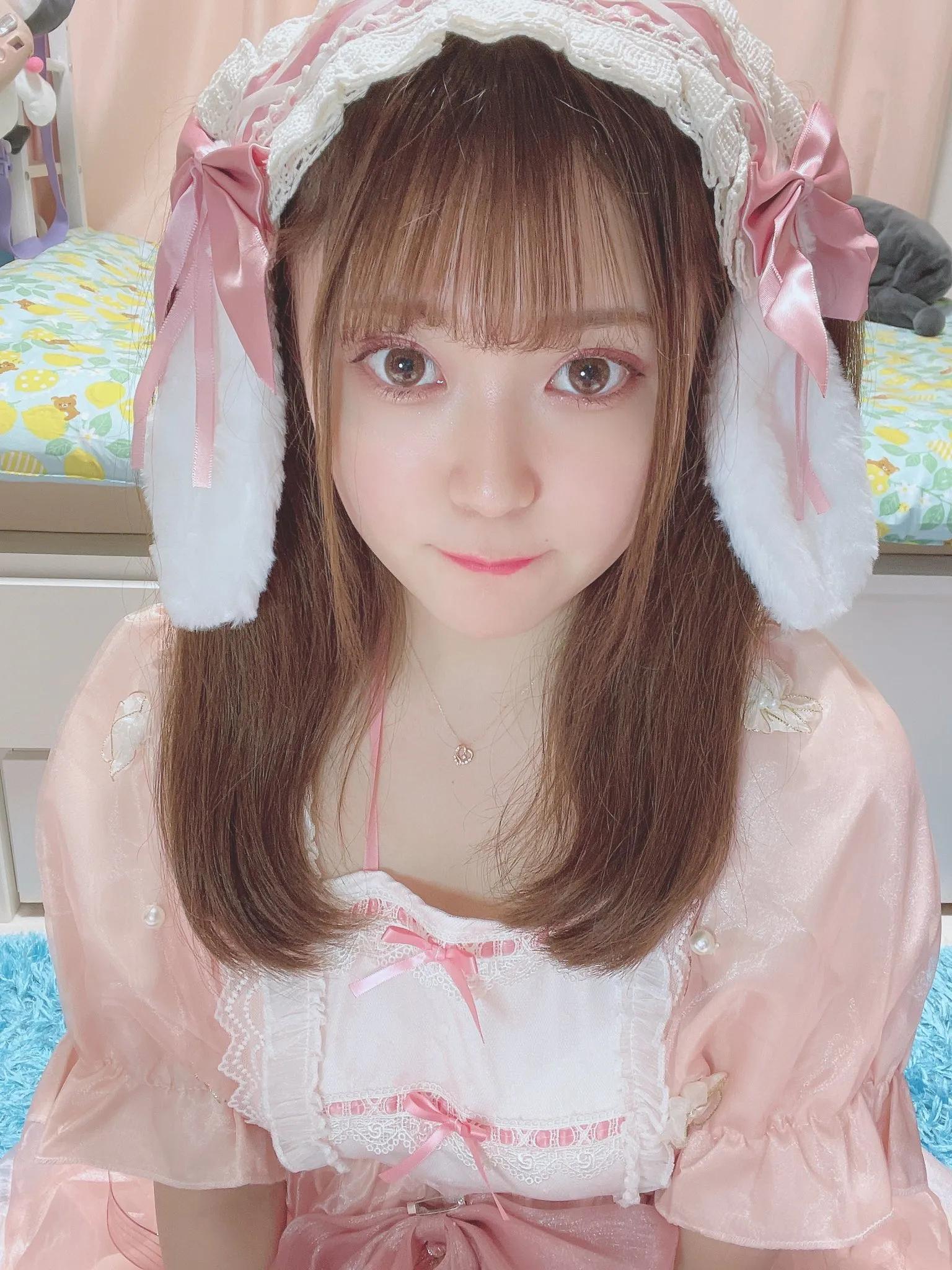 Japanese actor Ai Li Yamada Ai Li Yamada cute little sister in late ...