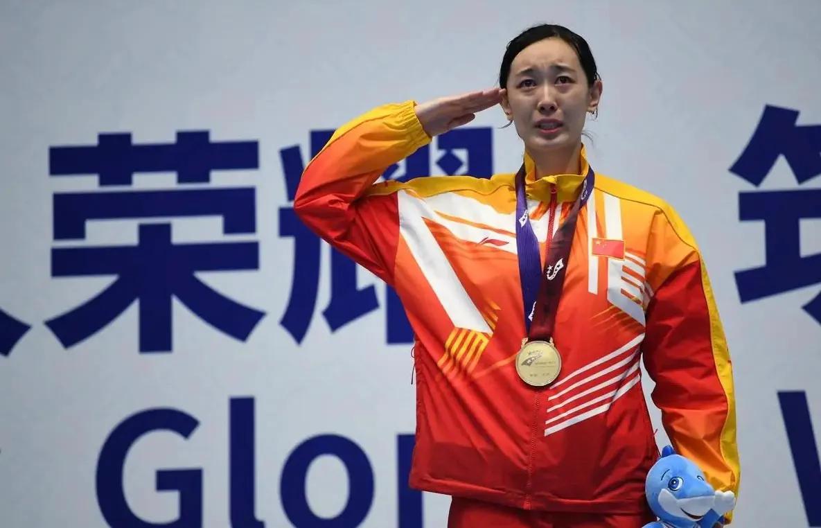 Sun Yiwen sealed his throat with a sword, which is the best gift for ...