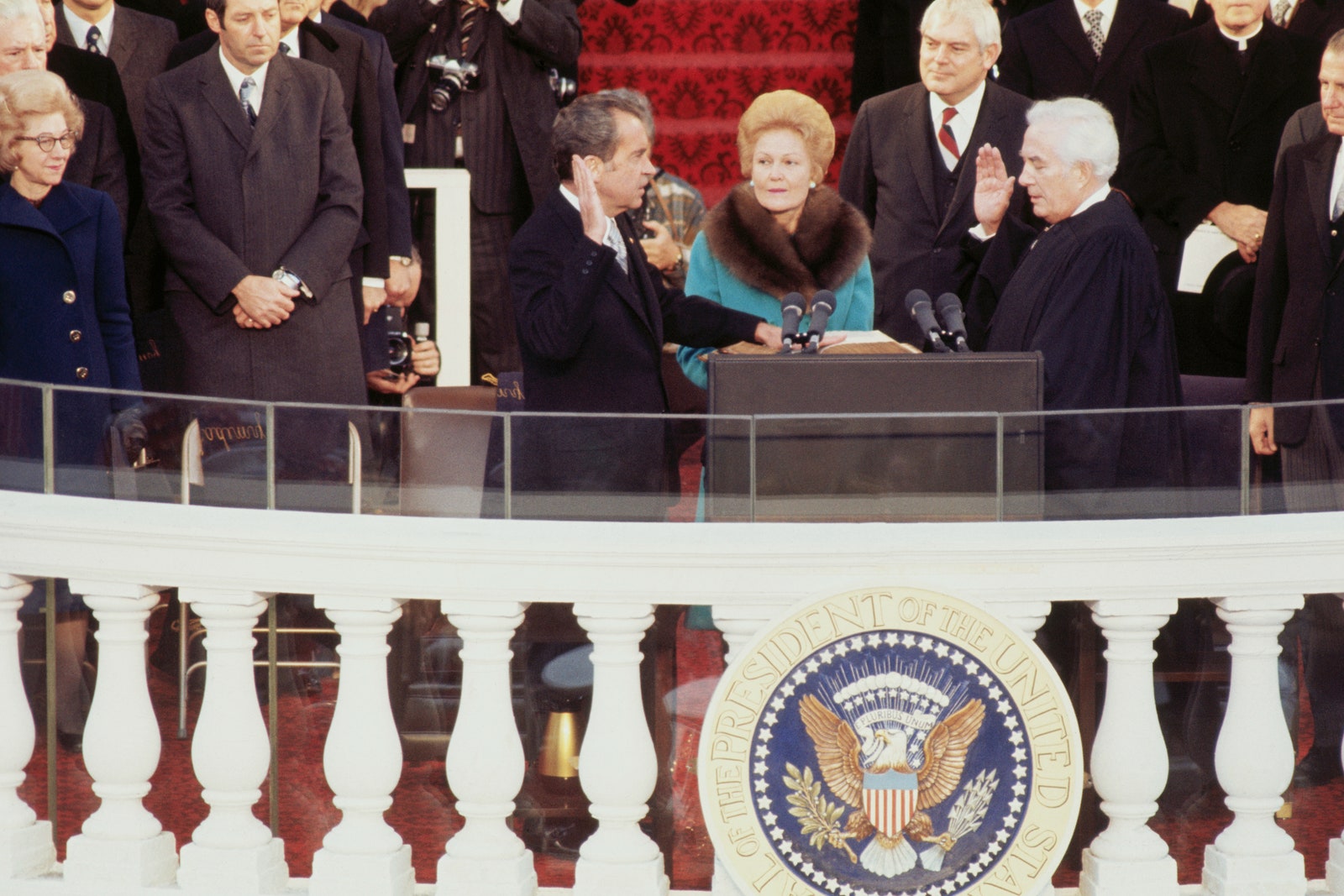 Fashion outfits of the first lady of the United States on Inauguration ...