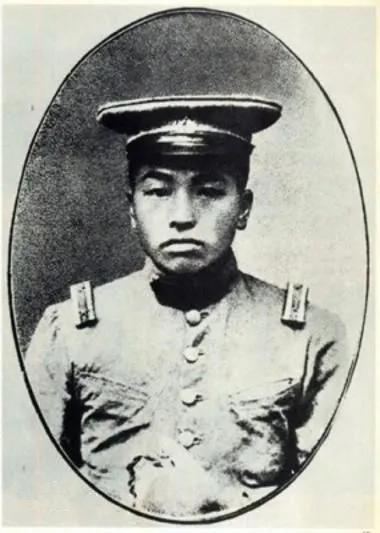 Who dares to go straight ahead?General Peng - iNEWS