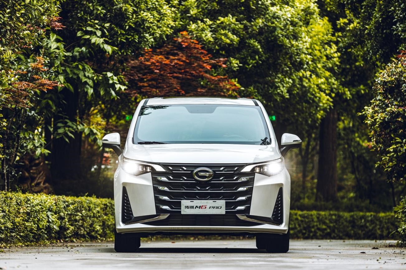 Buick's sales champion in the mid-to-high-end MPV market has finally ...