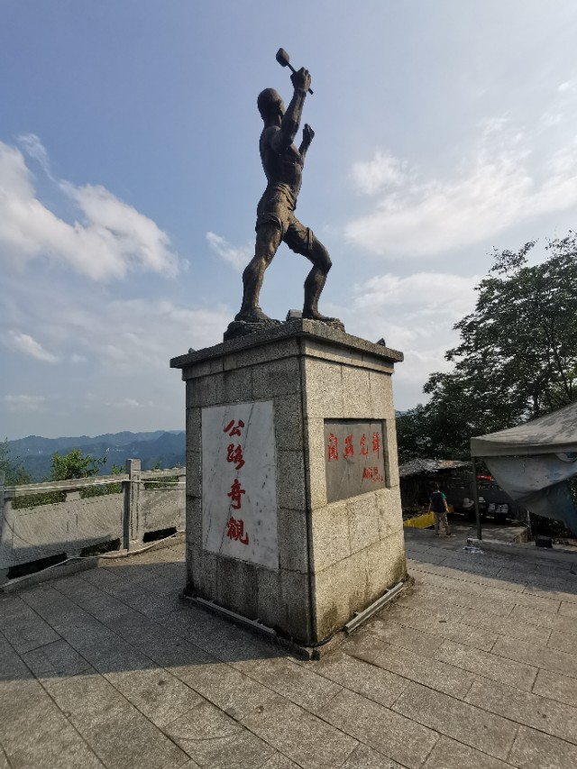 Explore the secrets of Xiangxi, travel to Zhangjiajie and Guilin - iNEWS