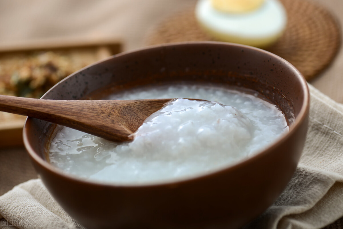 Cook porridge, remember 2 tricks, 15 minutes, boil, porridge fragrance ...