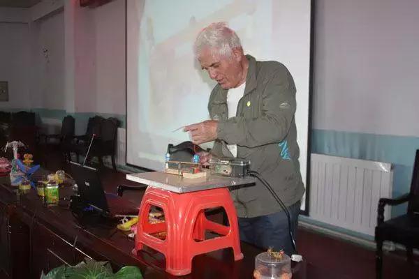 Geologist Li Yizu hates being called a foreigner: I am Chinese - iNEWS