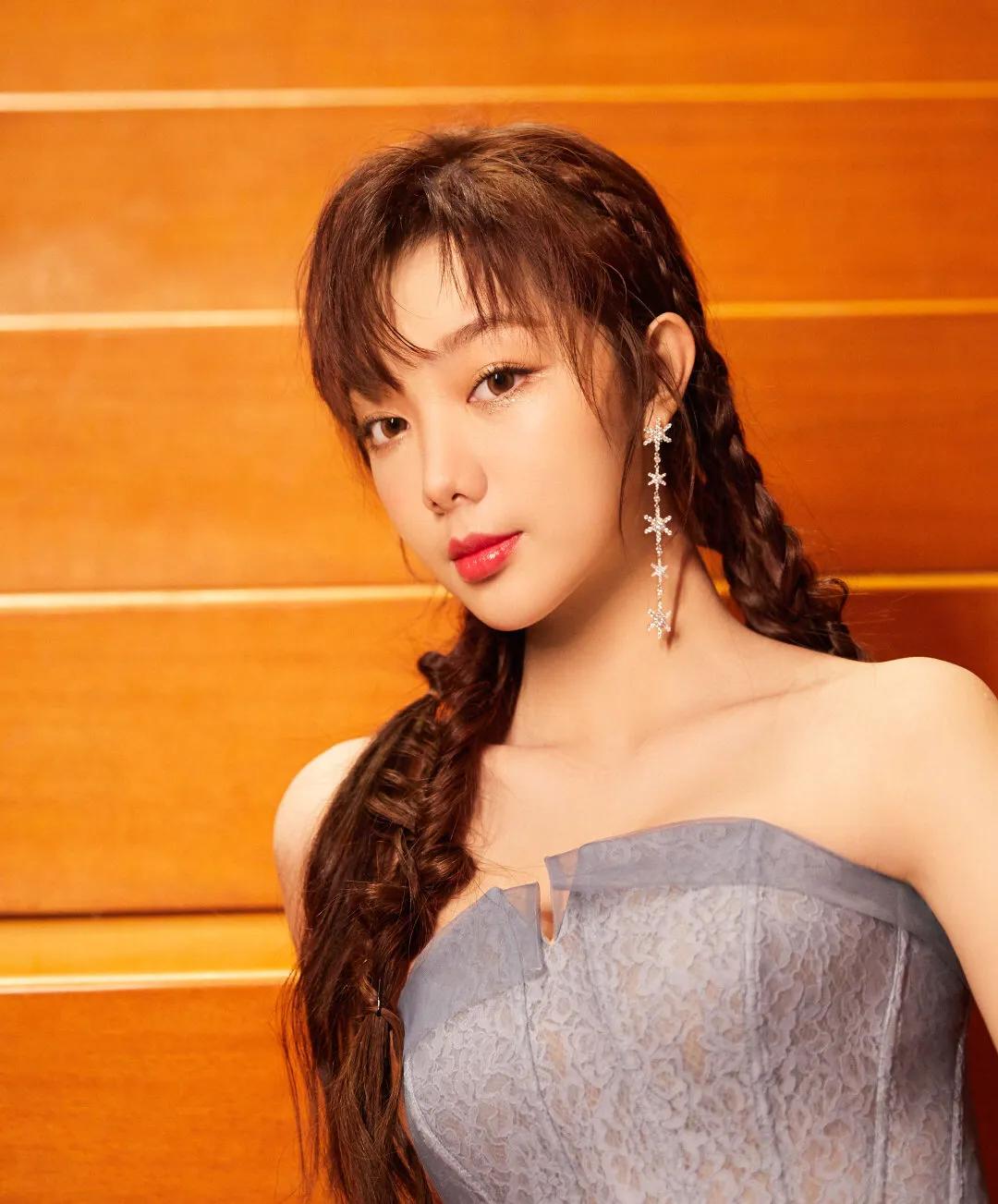 Li Ziting Photo Album - iNEWS