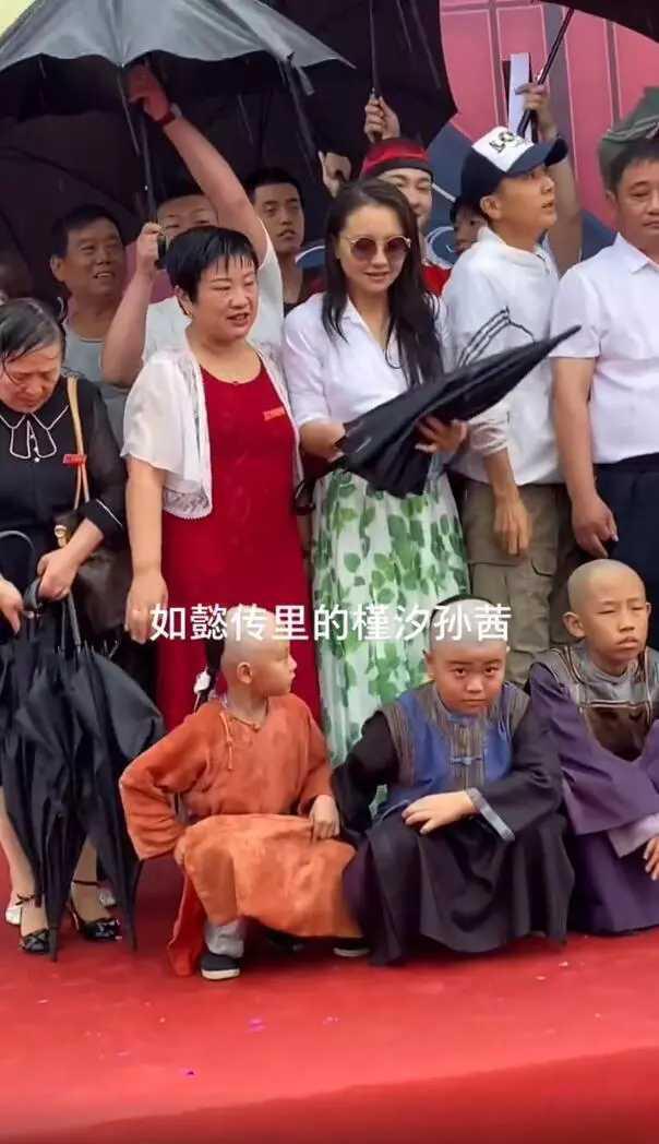 Zhen Huan's biography "Cui Jinxi" is playing a big name?Wearing ...