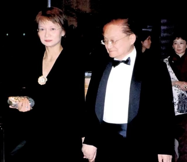 Lin Leyi: Intervened in Jin Yong's marriage at the age of 16 and forced ...