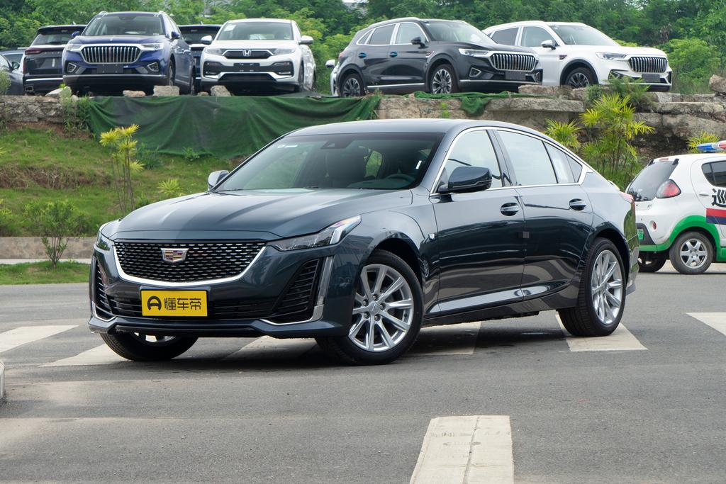 The most beautiful rear-wheel drive B-segment car Cadillac CT5 - iNEWS