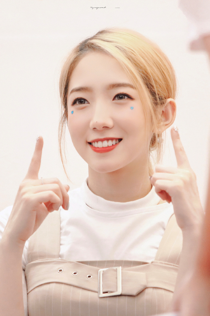 Little gossip of stars such as Meng Meiqi, Wu Lei, Luo Yunxi - iNEWS