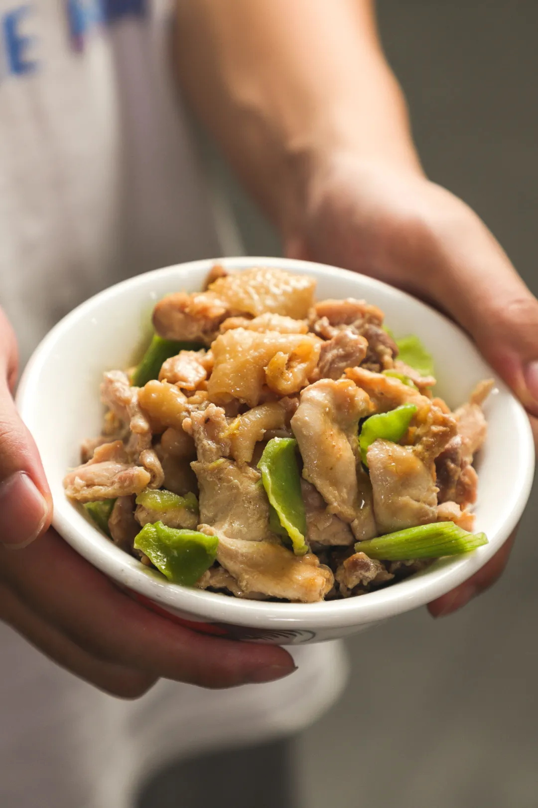 There is a private kitchen in Foshan. With authentic sauna dishes, even ...