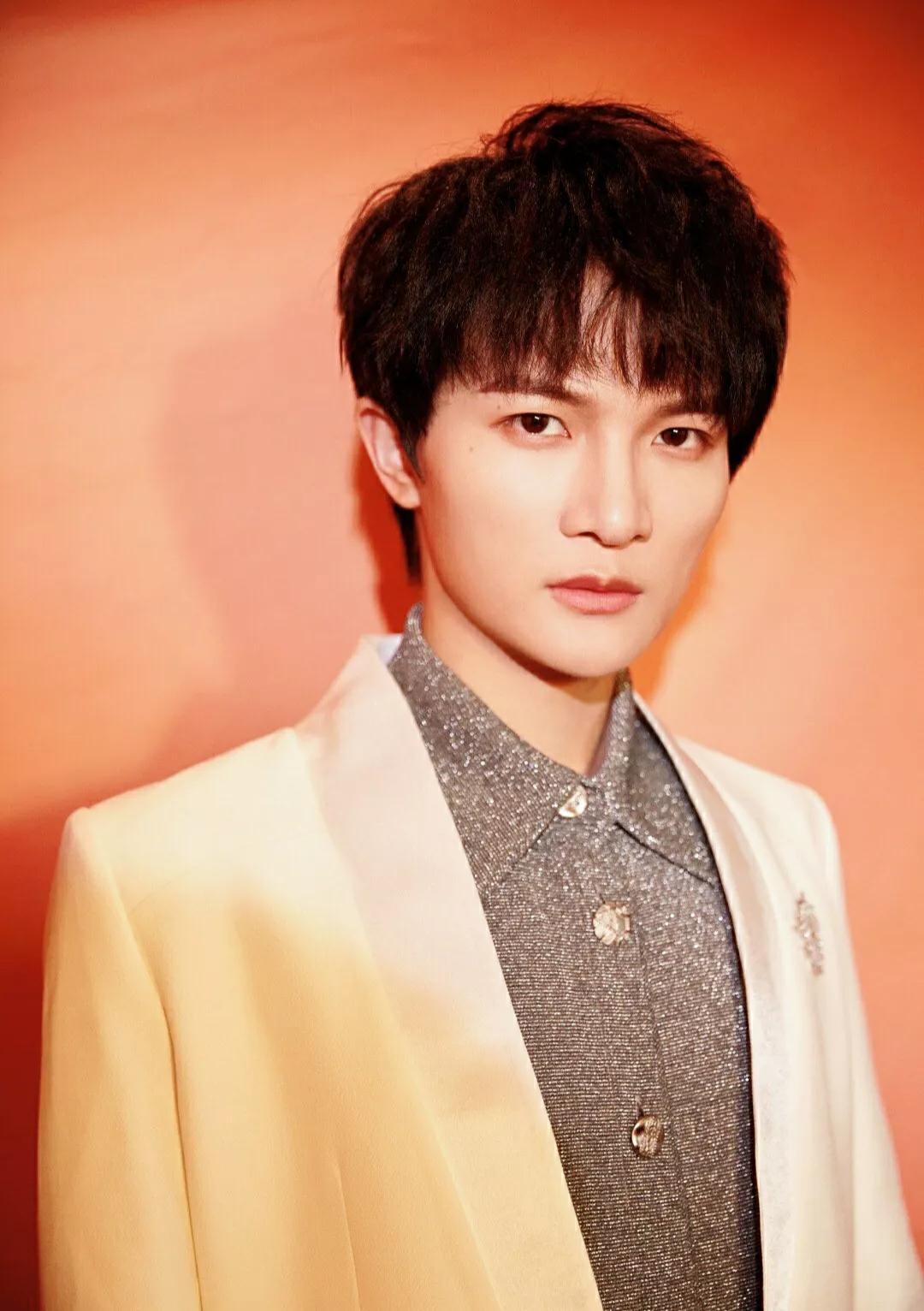 Zhou Shen's "On the Cliff" adds three more good news!Shortlisted for ...