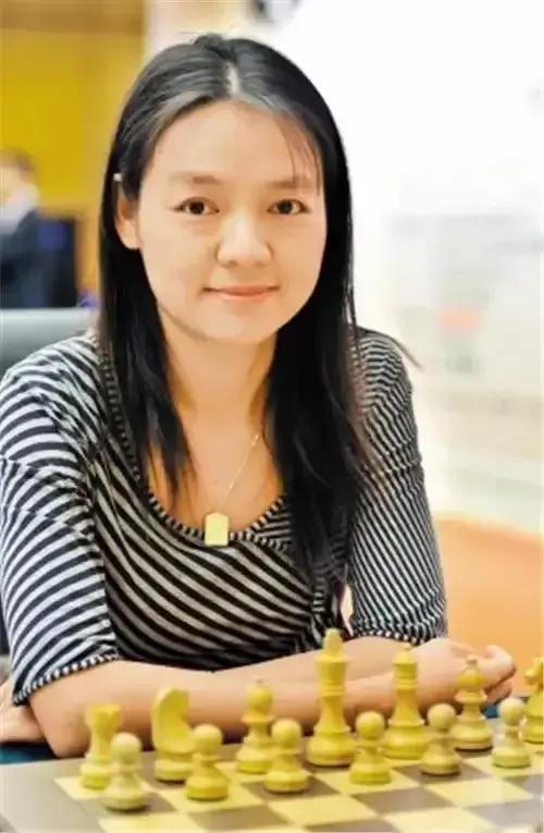 "The Most Beautiful Queen of Chess" Zhu Chen has been married to a ...