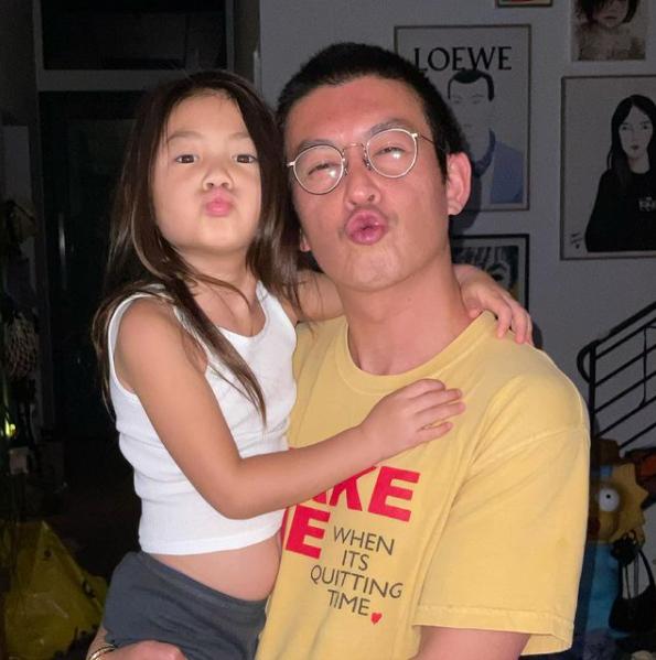 Edison Chen was met by chance at family dinner, her appearance was ...
