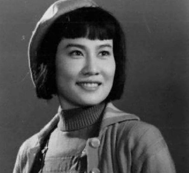 Zhang Ruifang: separated from her first love at the age of 19, but she ...