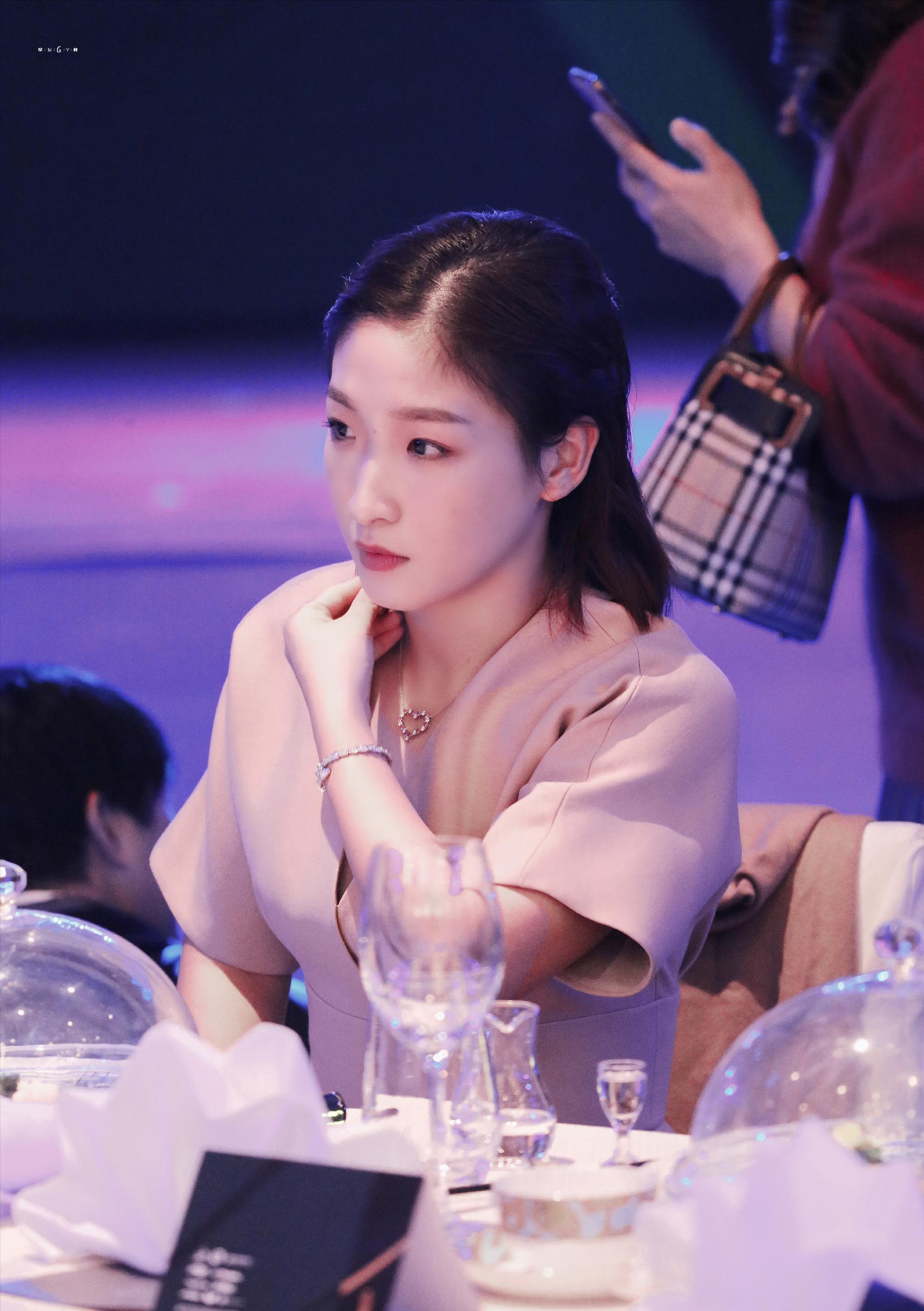 Liu Shiwen shows off her fashion again!As long as she gets serious, it ...