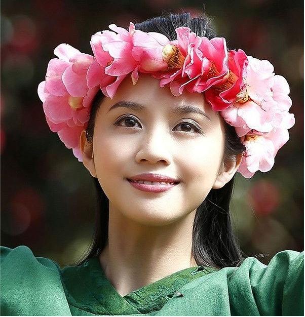 Yu Rongguang, why did you choose her to play Ye Erniang in "The Eight ...