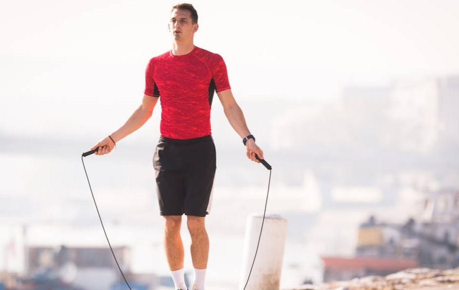 Insist on fat burning exercise to make yourself more confident. After ...