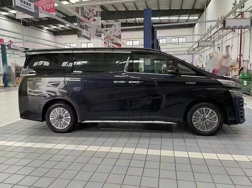 The new Toyota Wilfa arrives in Hong Kong, the "Crown Standard ...