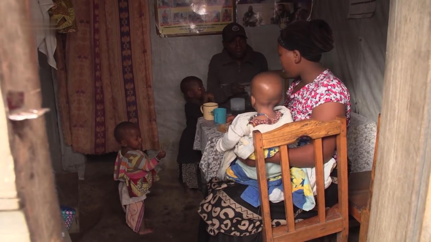 Record the lives of the super rich and poor in Congo, the gap between ...