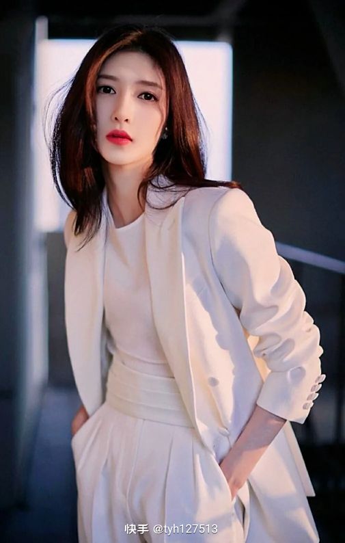 Actress Jiang Shuying - iNEWS