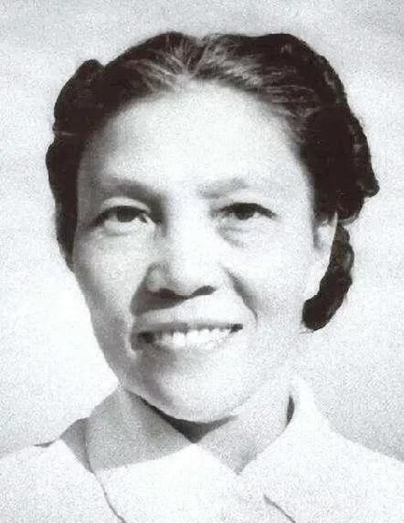 Li Fuchun's beloved wife Cai Chang: Going through all fires for women's ...