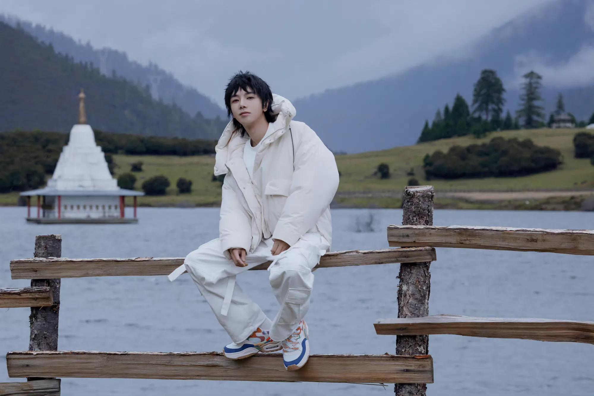 What's wrong with Hua Chenyu? - iNEWS