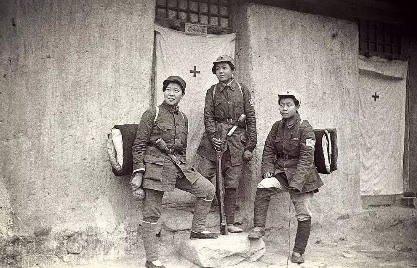 He began to live on the run at the age of 4. At the age of 16, he was ...