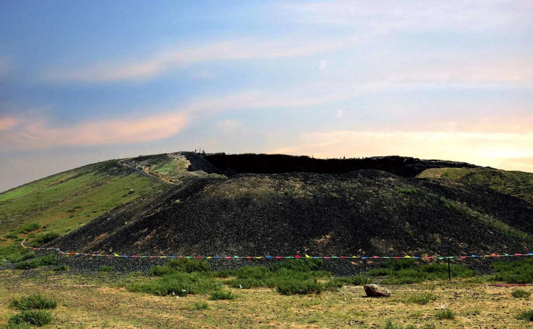 Ulan Hada Volcano Group - iNEWS