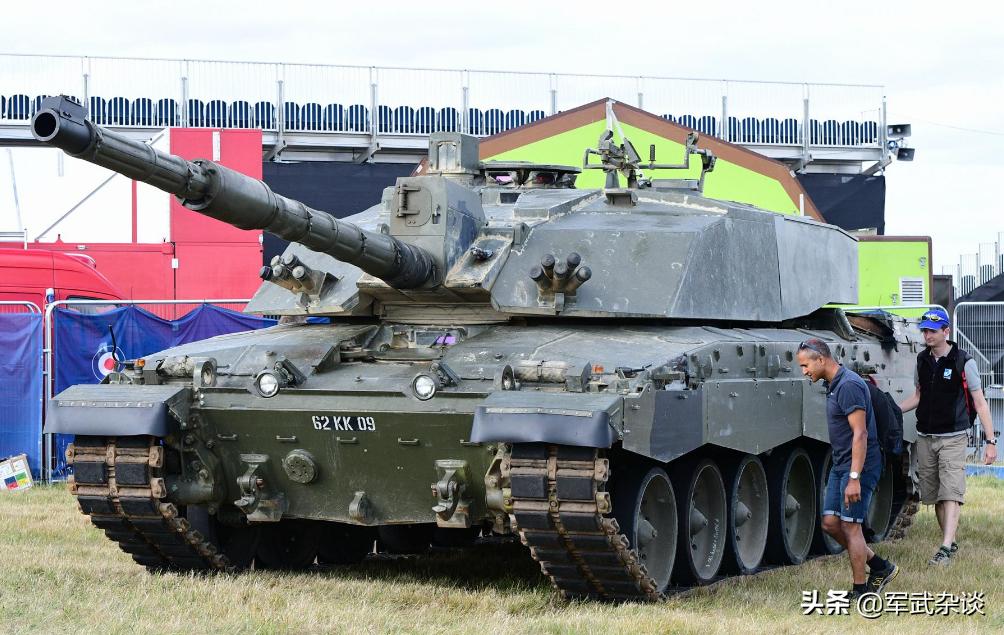 British tanks, German guns, Britain: finally no use of smoothbore guns ...