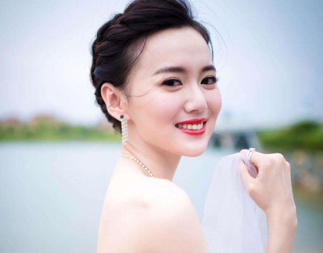 Talking about Jiang Kaitong's relationship history, one is sincere, one ...