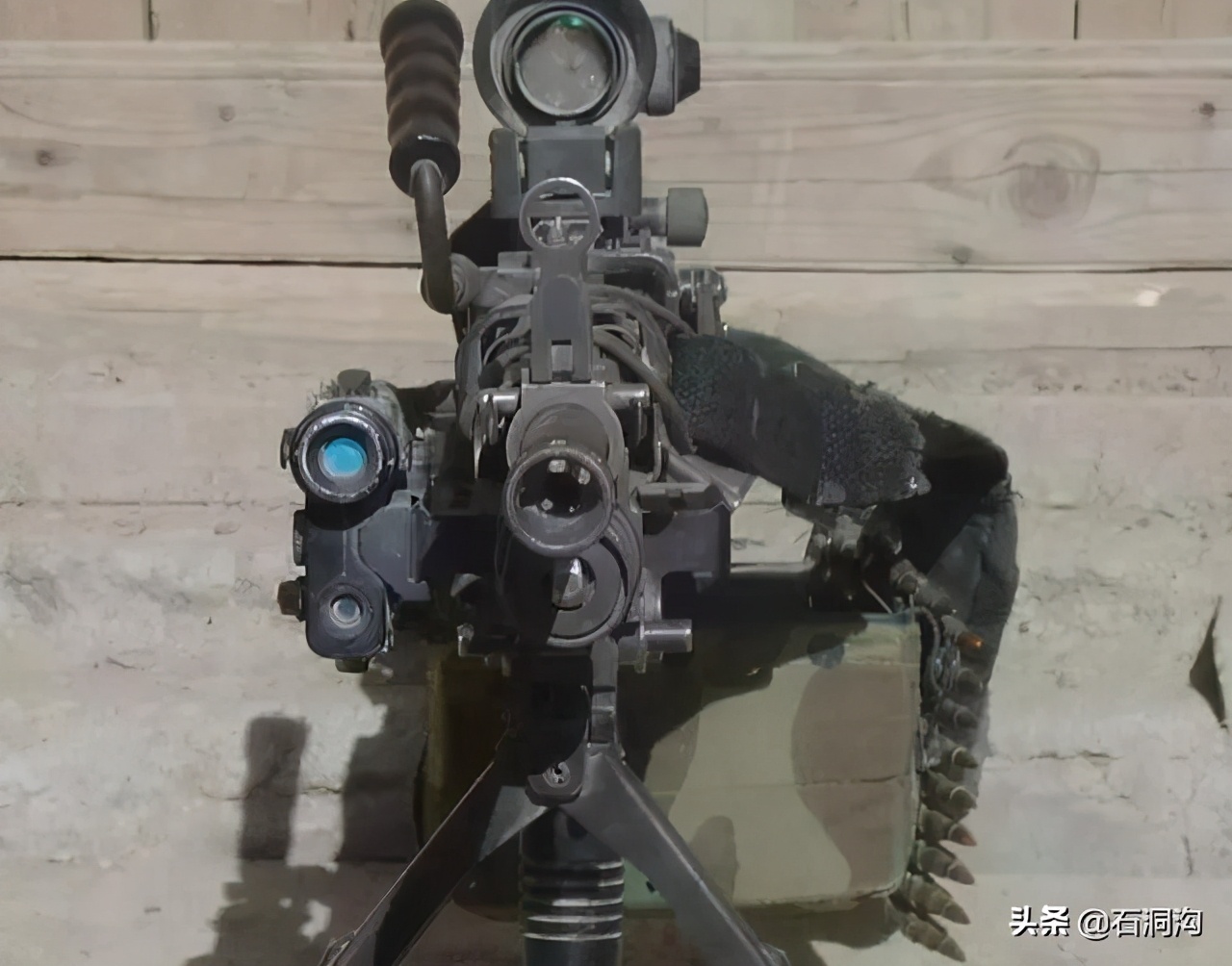 FN Minimi light machine gun "China version"-CS/LM8 class machine gun ...