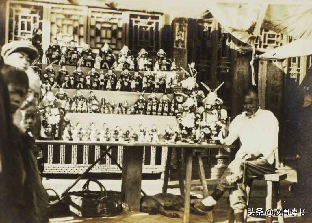 Devil's Peep: 2,473 old photos taken secretly before Japan's invasion ...