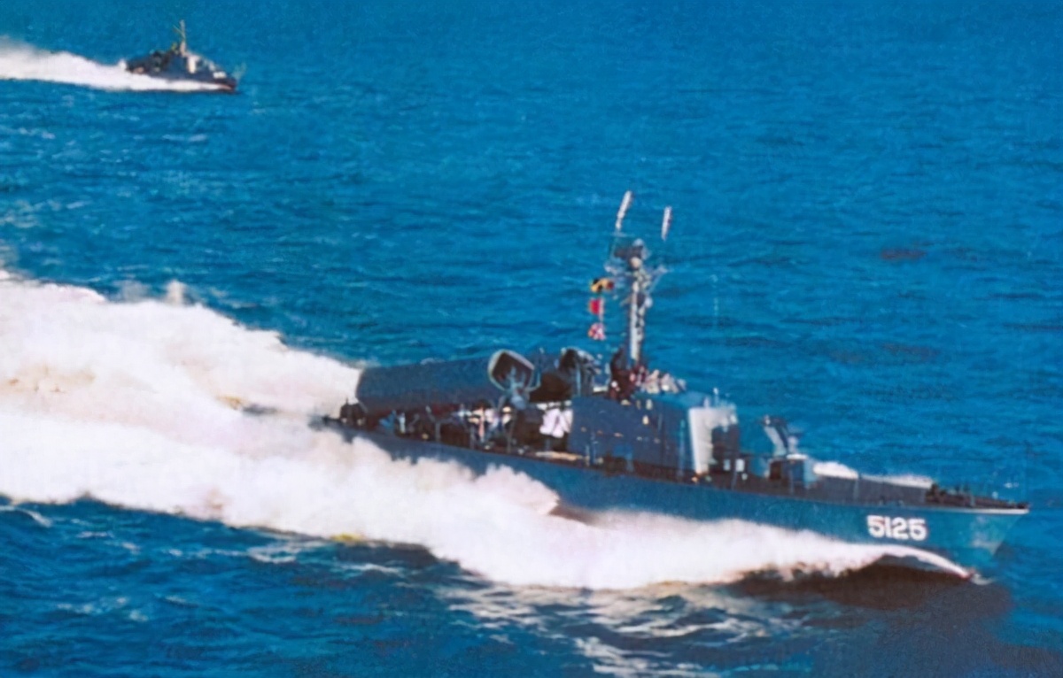 In 1967, Egypt sank the destroyer Eilat with a "mosquito-class" guided ...