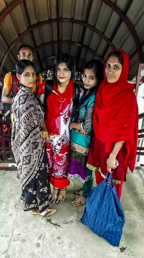 Dirty and messier than India?Why is Bangladesh, with a population of ...