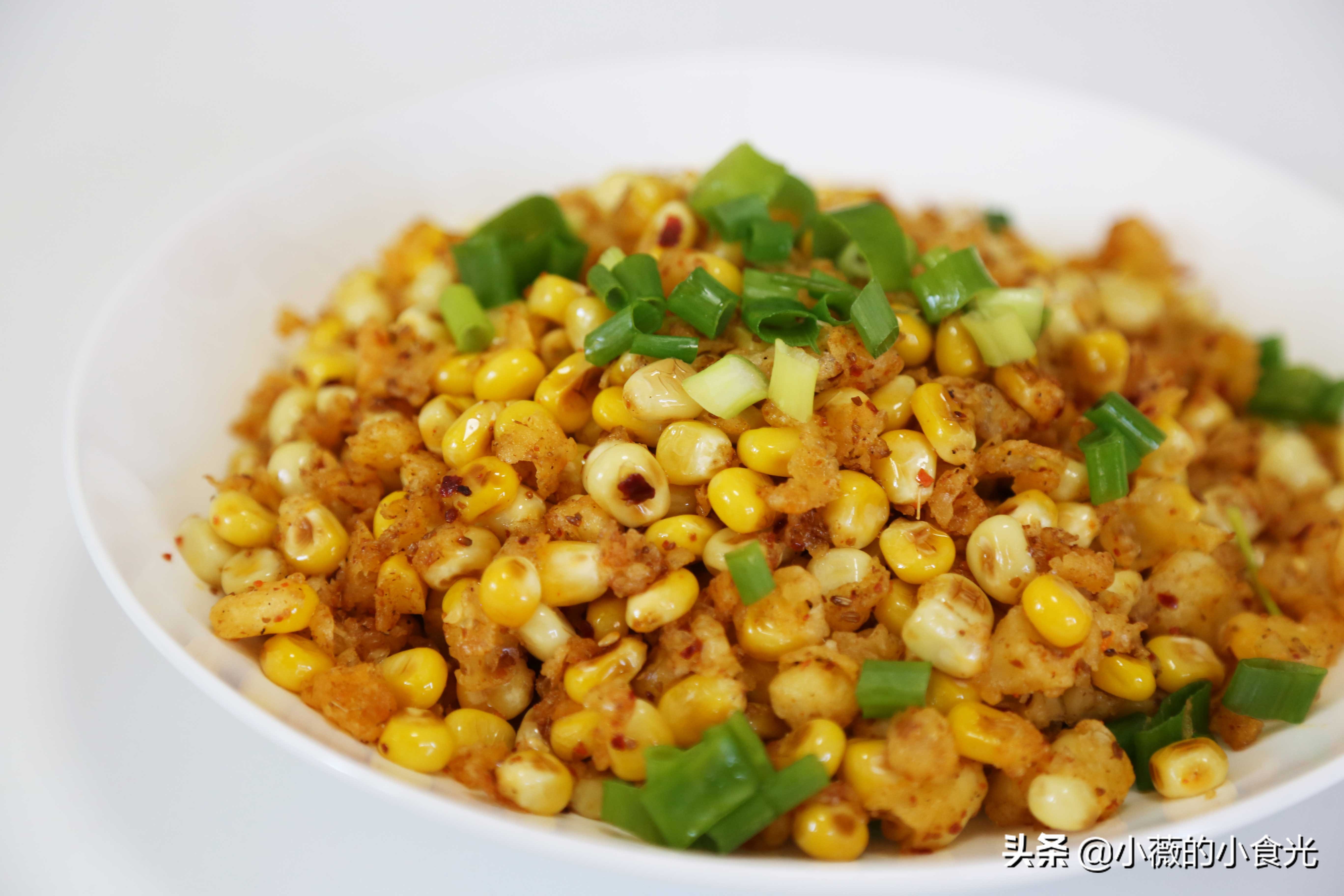 The homemade method of salt and pepper corn is fragrant and delicious ...