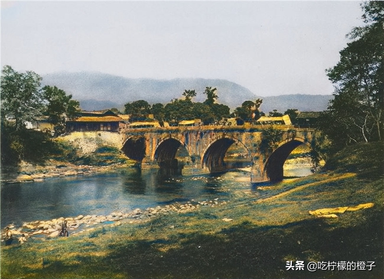 Old photo: Ya'an, Sichuan in 1908, the ancient city of Yazhou with ...