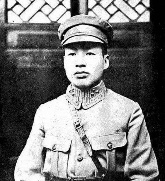 "King Xikang" Liu Wenhui did not follow Chiang Kai-shek to flee to join ...
