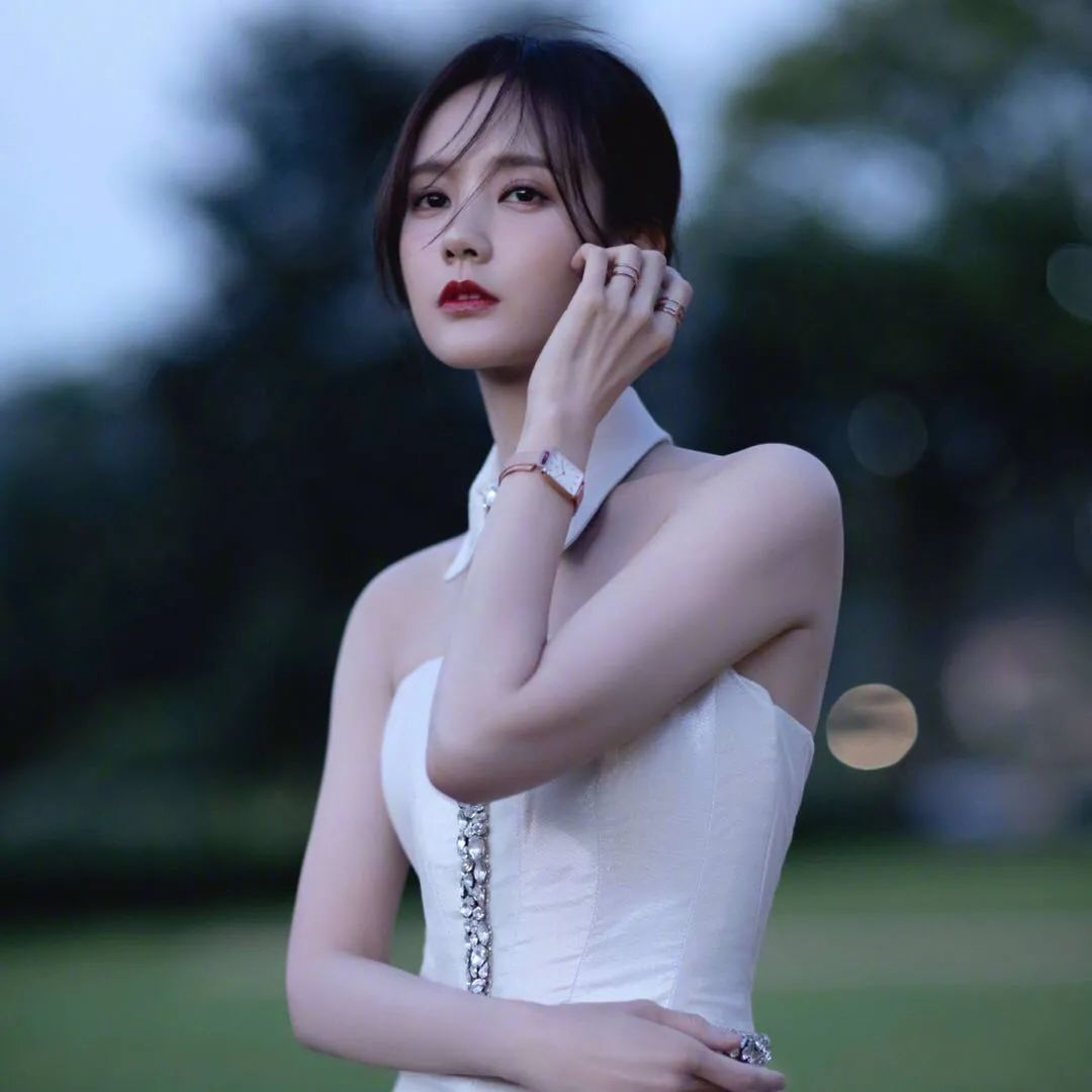 Little gossip, Wu Yifan, Qin Niu Zhengwei, Jing Tian, Wang Yibo - iNEWS